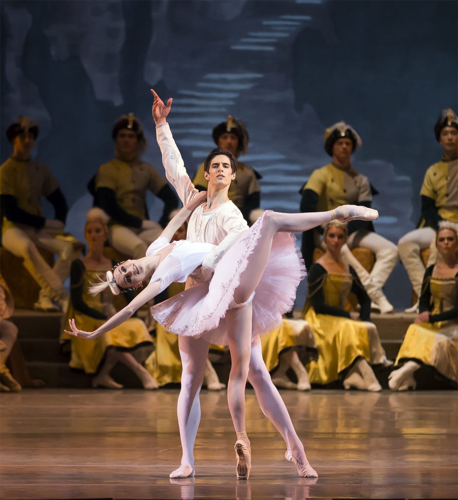 High-Profile : Xander Parish un anglais au Mariinsky, St. Pétersbourg ...
